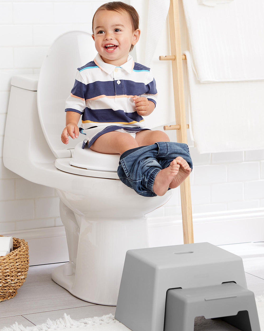 Skip Hop Go Time 3 in 1 Potty Chair-With Compact Nesting Design-White ...